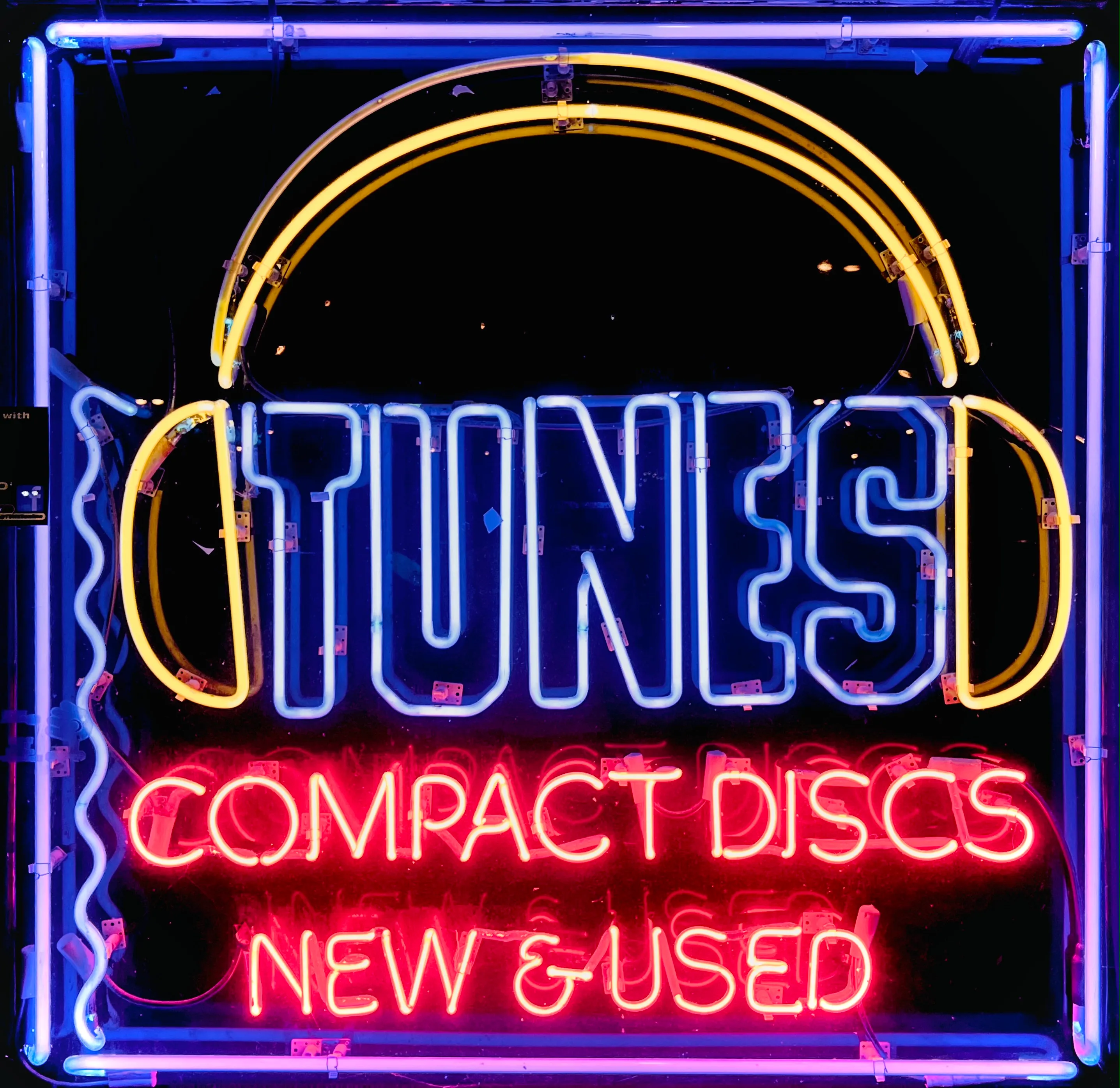 About Us | Tunes | New and Used Vinyl, CDs, DVDs & More!